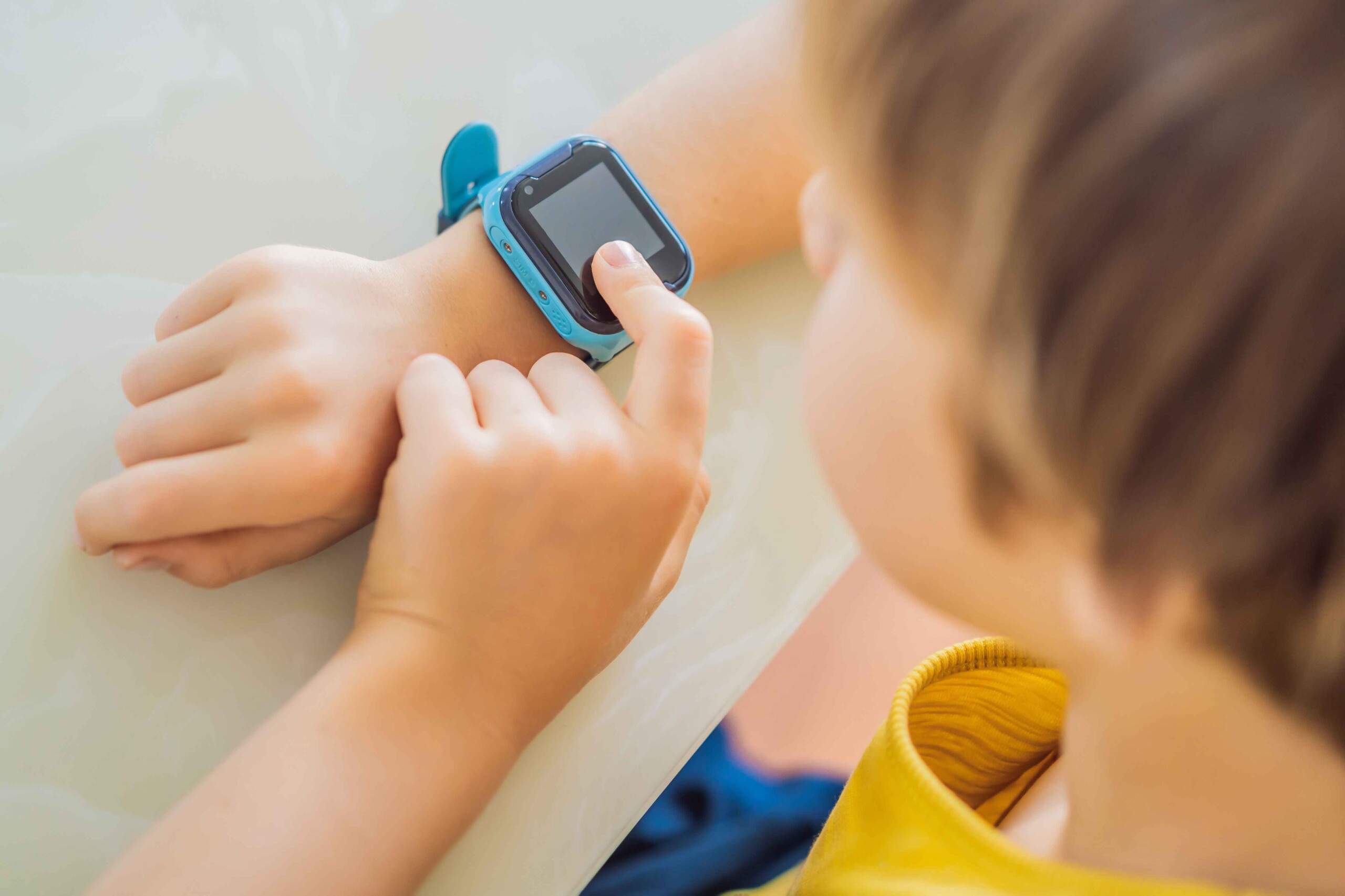 Smartwatch für Kinder: Sinnvoll oder unnötig? - Das Familienmagazin